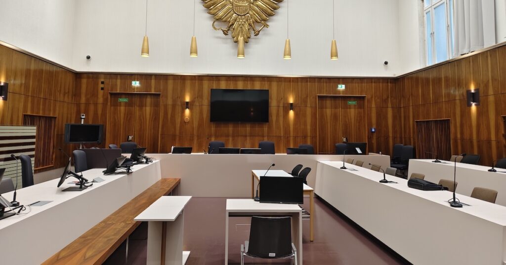 Prozess in Graz: OLG erhöht Haftstrafe für langjährigen Neonazi